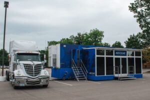 The Aesculap Mobile Learning Lab – TrillaMed